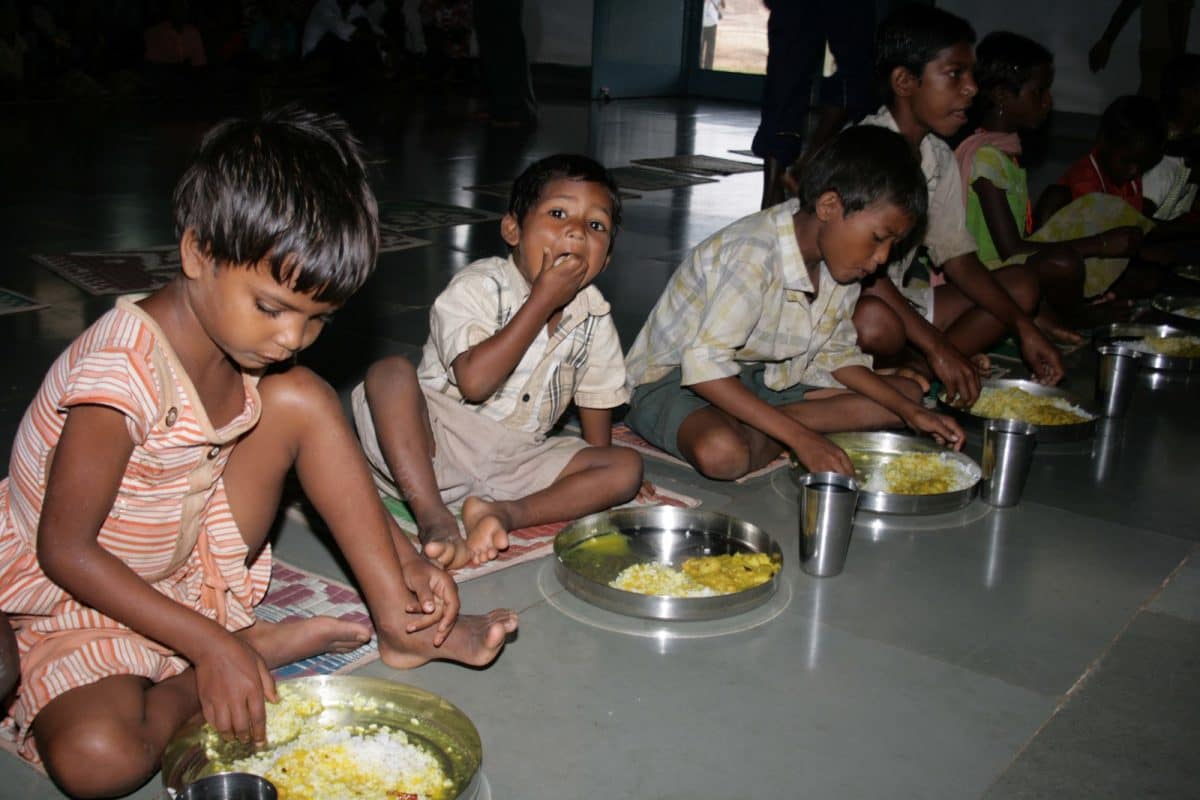 Kinder helfen Kindern: Wie Ruhaan und Aahana mit dem „Food for People ...