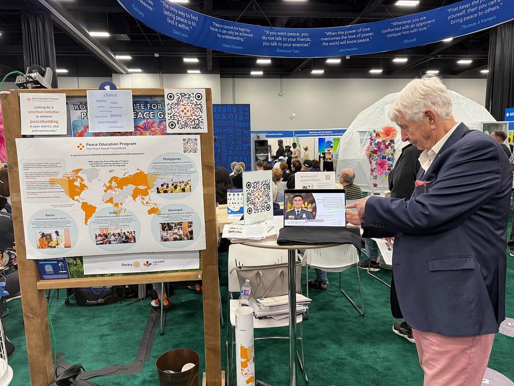 Presentazione del Programma di Educazione alla Pace al Congresso del ...